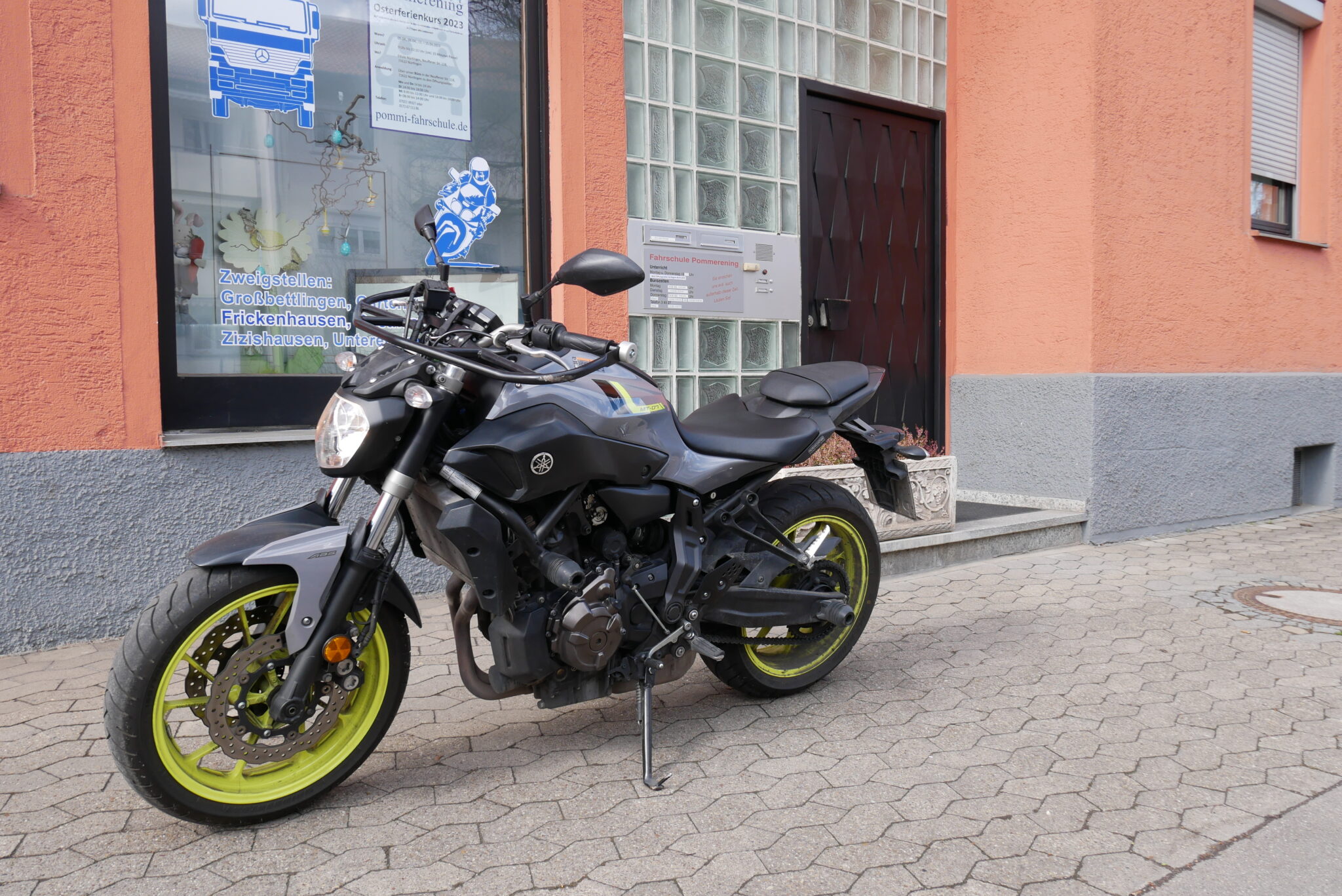 Fahrzeuge – Fahrschule Pommerening – Deine Fahrschule in Nürtingen